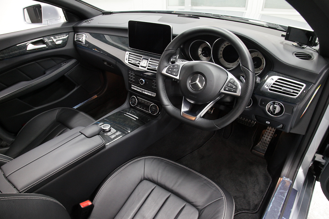 TOPRANK GLOBAL | Find top quality used cars from our stock