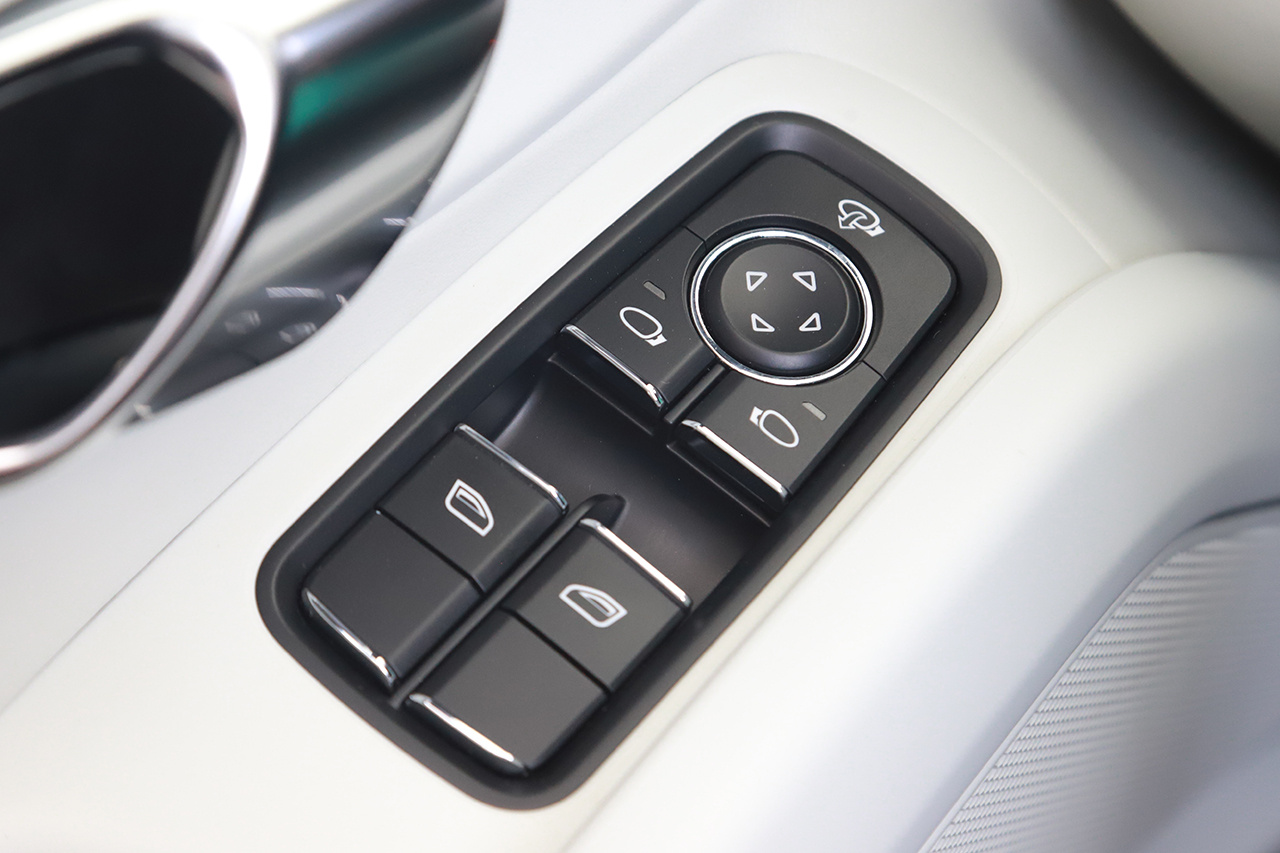 TOPRANK GLOBAL | Find top quality used cars from our stock